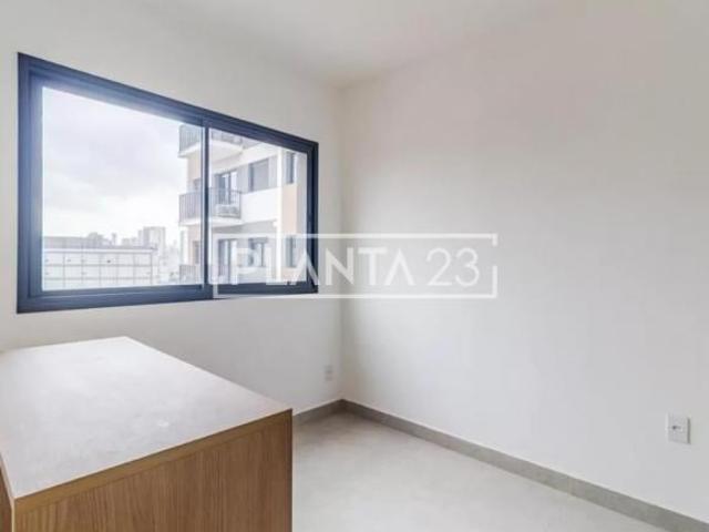 Apartamento com 24 m², 1 quarto sendo 1 suíte à venda no bairro Pinheiros
