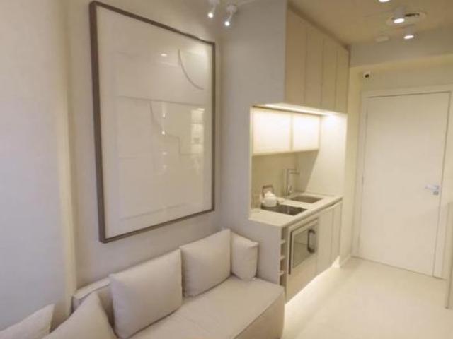 Apartamento Com 24m² 1 dormitório com varanda. 650 metros do Metrô Faria Lima