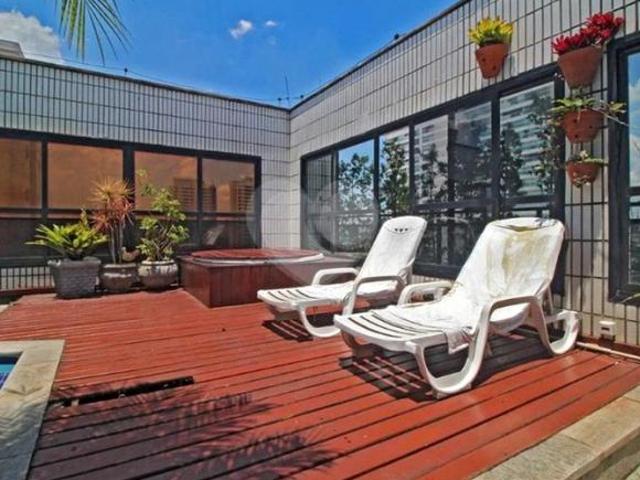 Apartamento com 256 m² e 4 quartos à venda no Brooklin