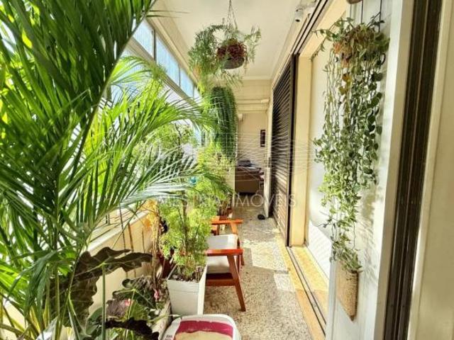 Apartamento com 257 m², andar alto e bem iluminado | Localização imbatível!