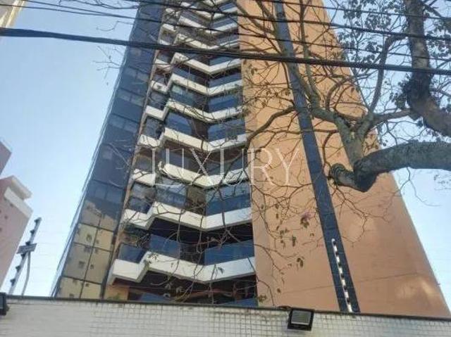 Apartamento com 266 m², 4 quartos sendo 4 suítes à venda no bairro Paraíso