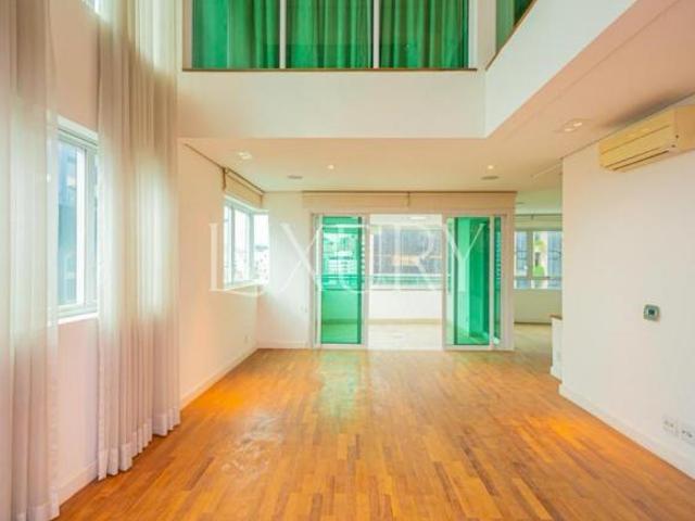 Apartamento com 263 m², 3 quartos sendo 3 suítes à venda no bairro Itaim Bibi