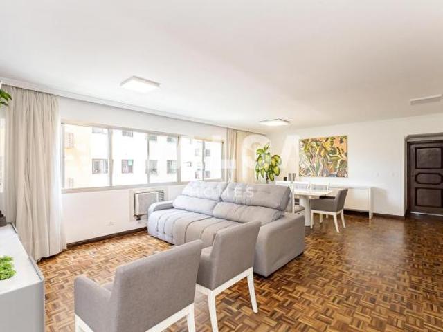 Apartamento com 274.42 m², à venda no bairro Bigorrilho