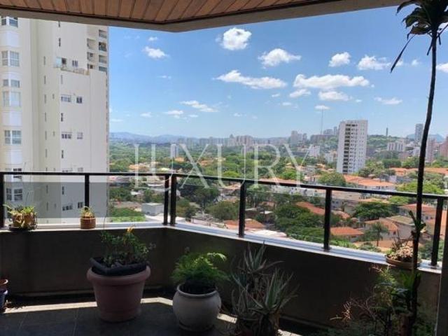Apartamento com 279 m², 4 quartos sendo 3 suítes à venda no bairro Alto de Pinheiros