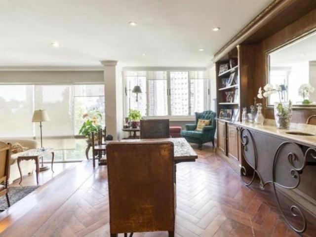 Apartamento com 272 m², 4 quartos sendo 4 suítes à venda no bairro Morumbi