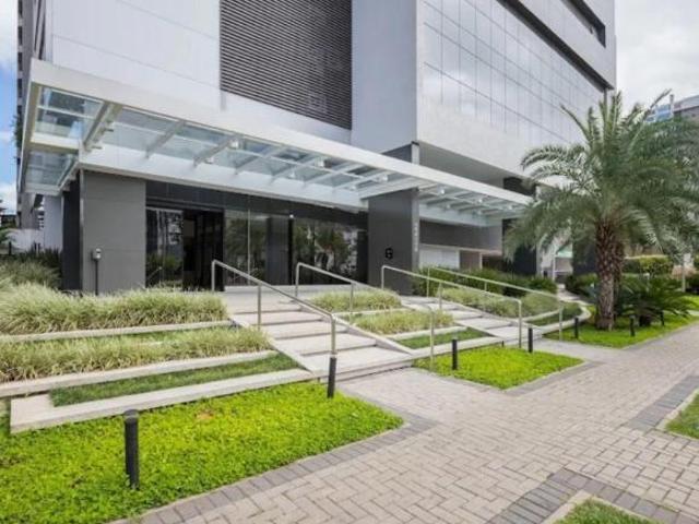 Apartamento com 28 m² e 1 quarto à venda, Água Verde