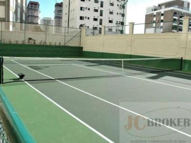 Apartamento com 297m² de área útil, 4 suítes, 05 vagas