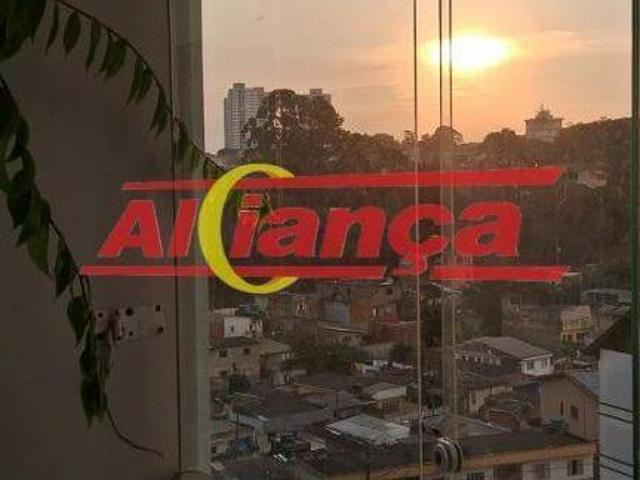 APARTAMENTO COM 2 VAGAS DE GARAGEM, COM VARANDA, COM DIFERENCIAL 2 PORTAS DE ENTRADA SEPARADAS!