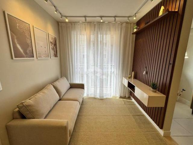 Apartamento com 2 domitórios e uma vaga em Novo Hamburgo
