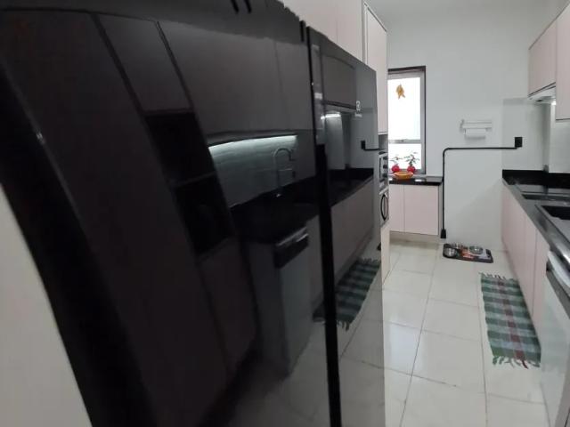 Apartamento com 2 dormitórios, totalmente reformado