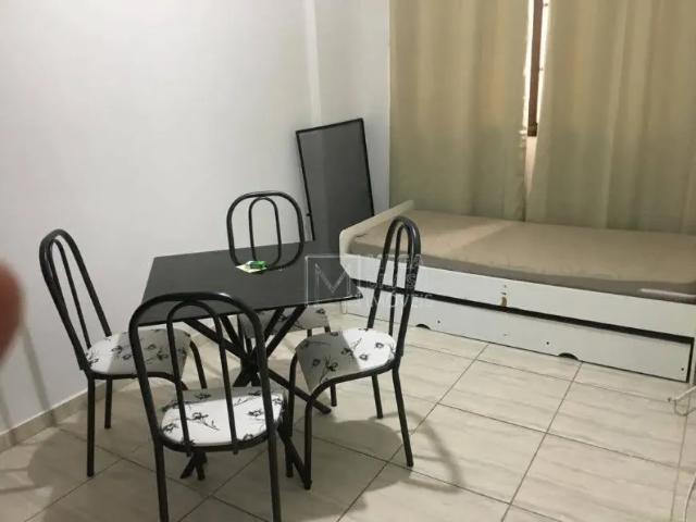 Apartamento com 2 dormitórios à venda, 67 m² por R$ 300.000,00 Vilamar Praia Grande/SP