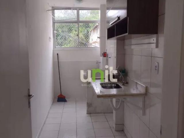 Apartamento com 2 dormitórios à venda, 69 m² por R$ 190.000,00 Rio do Ouro Niterói/RJ