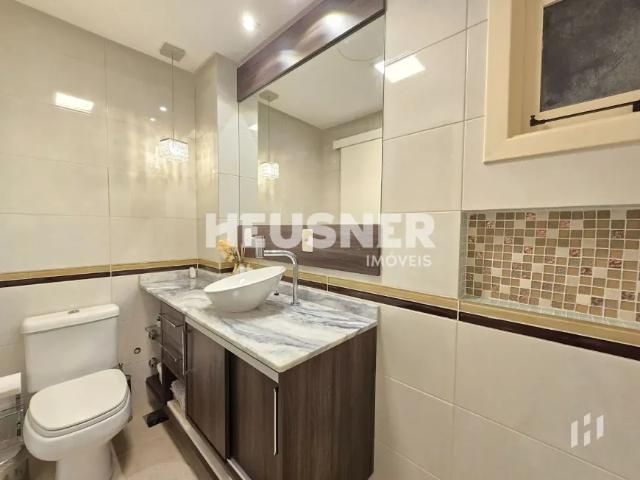 Apartamento com 2 dormitórios à venda, 78 m² por R$ 689.000,00 Centro Novo Hamburgo/RS