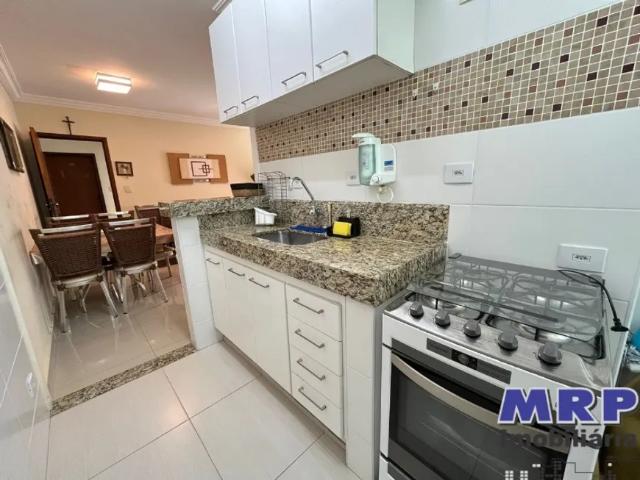 Apartamento com 2 dormitórios á venda na Praia do Sapê. Condomínio com portaria 24 horas