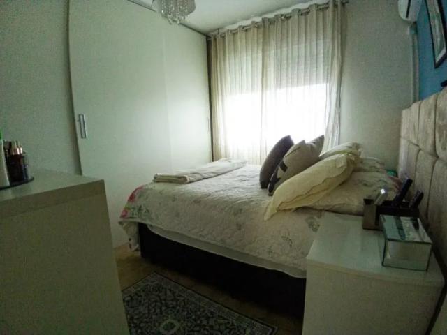 Apartamento com 2 dormitórios à venda por R$ 299.000 no Centro, Pelotas/RS. Área total 79m², útil 6