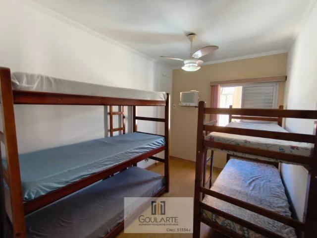 Apartamento com 2 dormitórios climatizados, lado praia da ENSEADA Guarujá/SP
