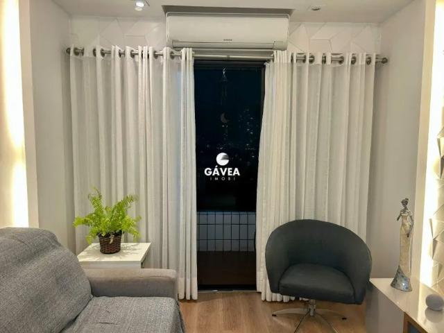 Apartamento com 2 dormitórios em Santos