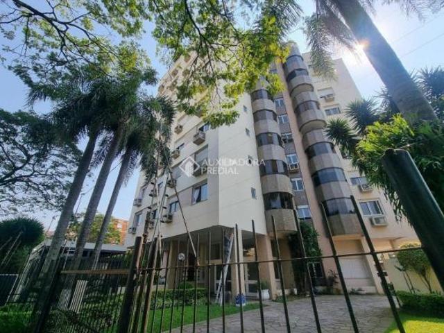 Apartamento com 2 dormitoóios,sacada, churrasqueira, piscina e vaga