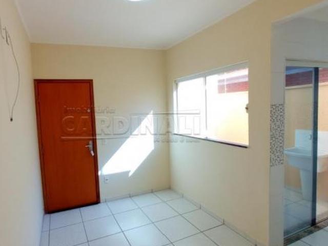Apartamento com 2 dormitório na Vila Monteiro próximo ao Terminal Rodoviário em São Carlos