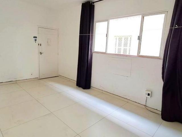 Apartamento com 2 dormitório, À VENDA no Gonzaga