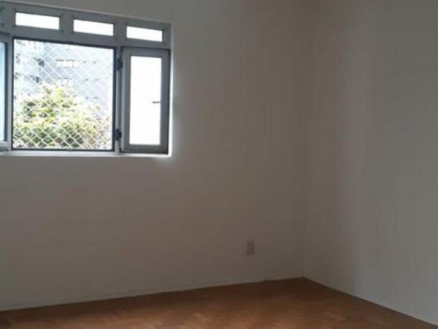 Apartamento com 2 dormitórios, 67m2 bem distribuídos próximo a Fradique Coutinho Pinheiros