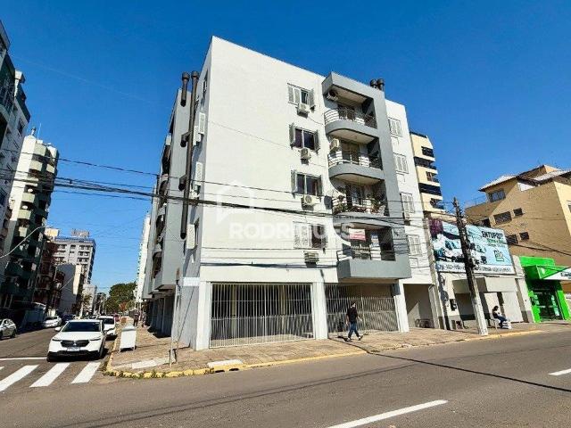 Apartamento com 2 dormitórios, 64.00m² para locação por R$ 1.400,00 Centro São Leopoldo/RS