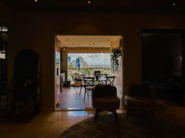 Apartamento com 2 dormitórios à venda, 107 m² por R$ 1.750.000,00 Alphaville Barueri/SP