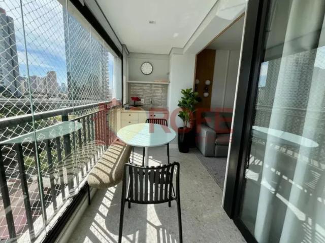 Apartamento com 2 dormitórios, 1 suíte e 1 vaga à venda em prédio novo no Brooklin