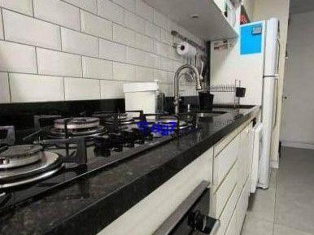Apartamento com 2 dormitórios, 1 suíte e sacada!