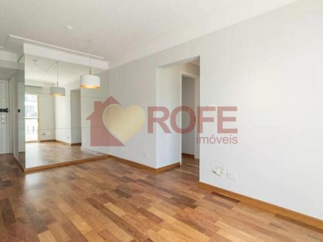 Apartamento com 2 dormitórios, 1 suite, 1 vaga e com 63m² Moema