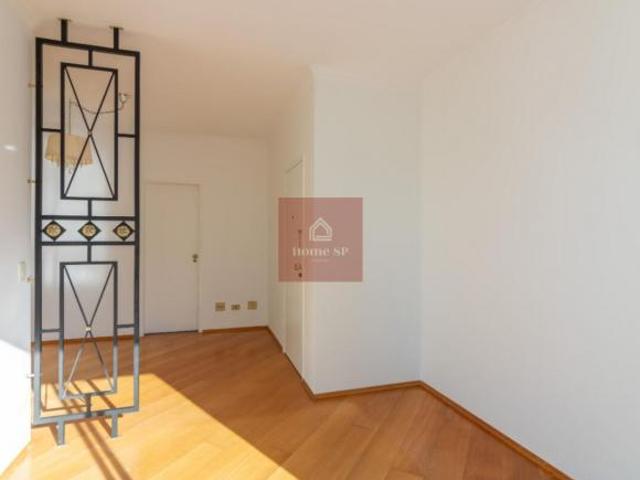 Apartamento com 2 dormitórios, 1 suíte, 1 vaga e com 88m² Itaim Bibi