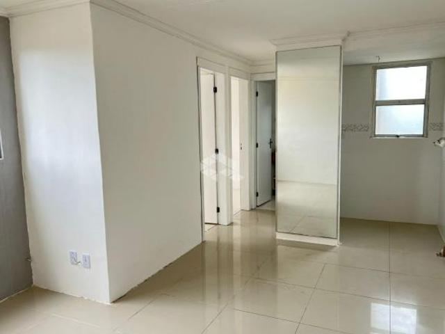 Apartamento com 2 Dormitórios, 1 Vaga Coberta bairro Olaria