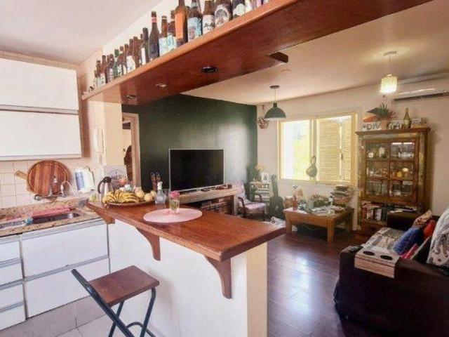 Apartamento com 2 dormitórios, 1 vaga coberta, no bairro Petrópolis, em Porto Alegre, RS