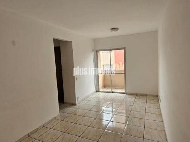 Apartamento com 2 Dormitórios, 1 Vaga e Gás Encanado