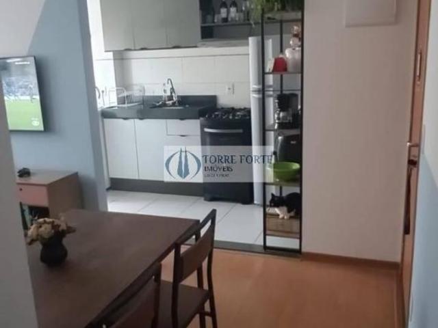 Apartamento com 2 dormitorios 1 vaga livre e demarcada em Itaquera