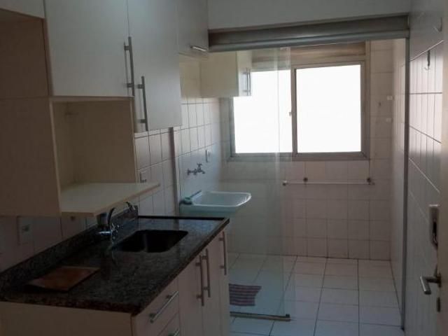 Apartamento com 2 dormitórios 1 vaga para venda próximo ao Largo do Cambuci e Av Lins de Vasconc