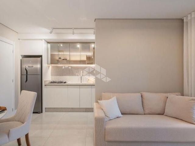 Apartamento com 2 Dormitórios, 1 Vaga/Box, Sacada com Churrasqueira, em Guaíba/RS