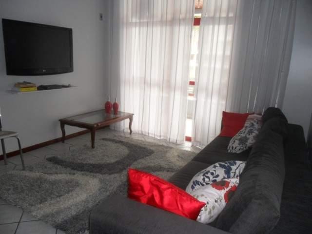 Apartamento com 2 dormitórios