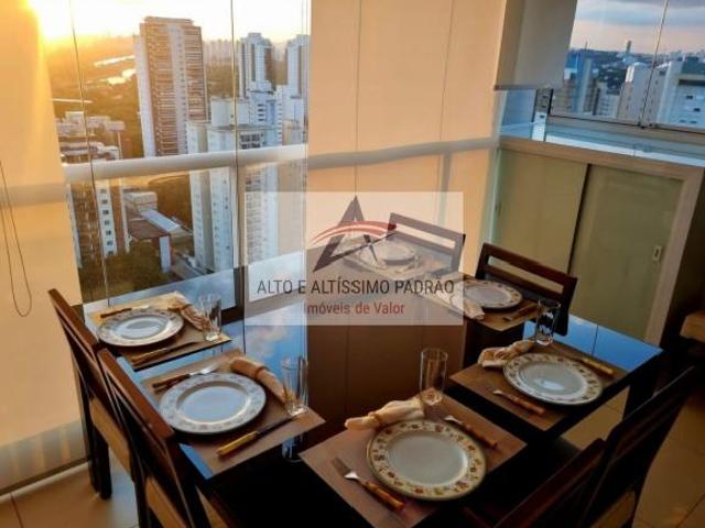Apartamento com 2 dormitórios 2 vagas a venda em Pinheiros