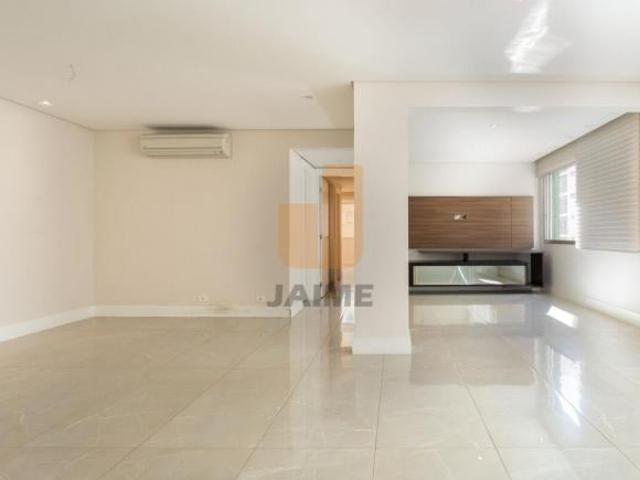 Apartamento com 2 Dormitórios 2 Vagas em Itaim bibi