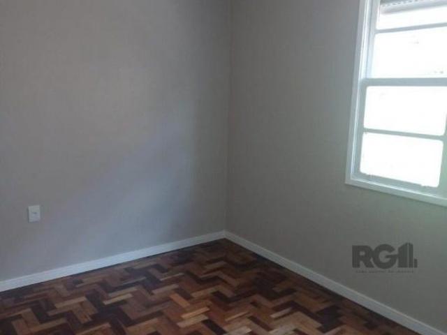 Apartamento com 2 dormitórios, vaga de garagem, bairro Cristal, Porto Alegre/RS