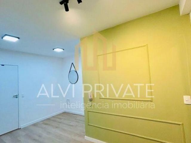 APARTAMENTO COM 2 DORMITORIOS, VAGA E VARANDA