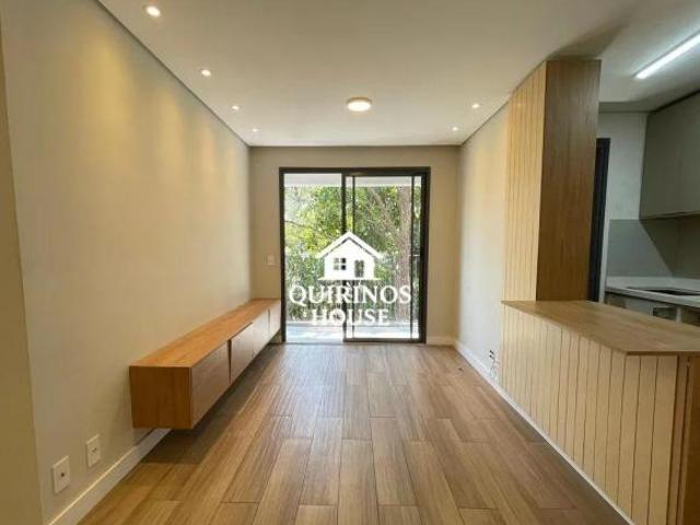 Apartamento com 2 Dormitórios, Varanda, Lazer e Excelente Localização na Vila Sônia