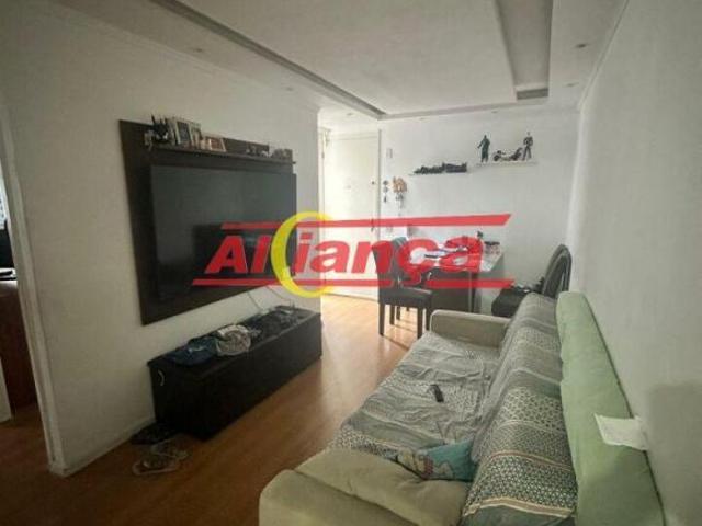 Apartamento com 2 Dormitoríos, Varanda Vila Felicitá Bonsucesso