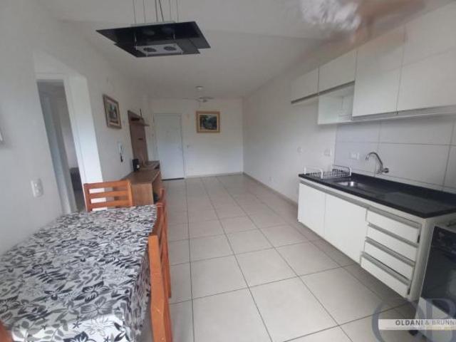 APARTAMENTO COM 2 DORMITÓRIOS VISTA LIVRE NO PEREQUE AÇÚ