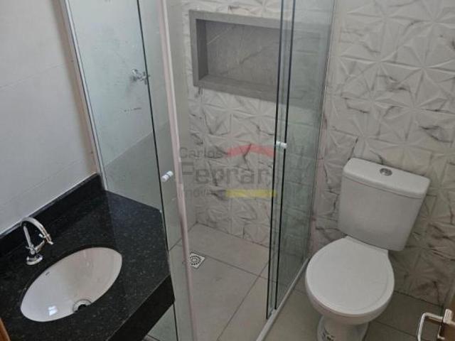 Apartamento com 2 Dormitórios à Venda na Parada Inglesa com varanda