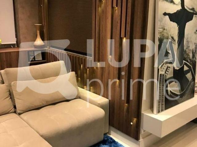 Apartamento com 2 dormitórios à venda na Vila Ester!