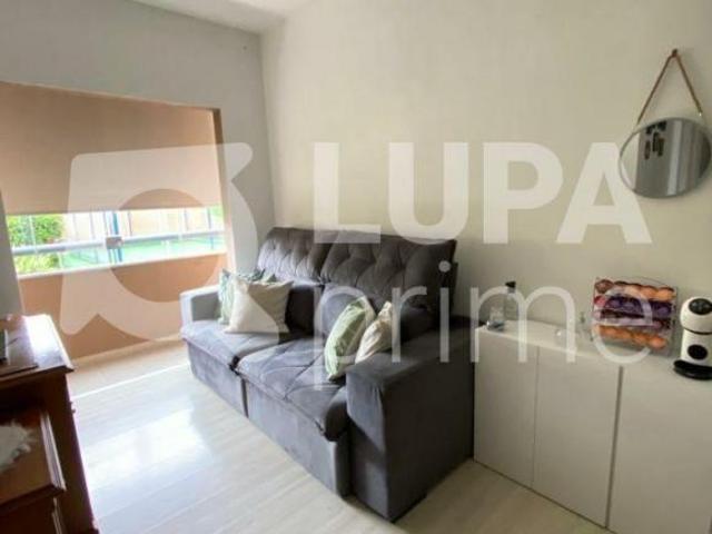 Apartamento com 2 dormitórios á venda na Vila Roque
