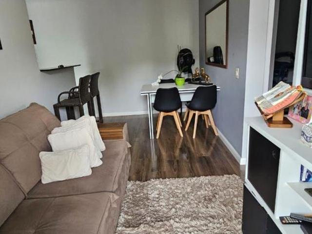 Apartamento com 2 dormitórios à venda no Bairro Jardim Sabiá em Cotia com 50m² e 1 vaga de carro pró