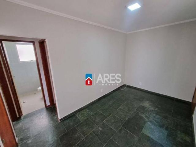 Apartamento com 2 dormitórios à venda no Condomínio Residencial Carolina, 47 m² por R$ 180.000 Par